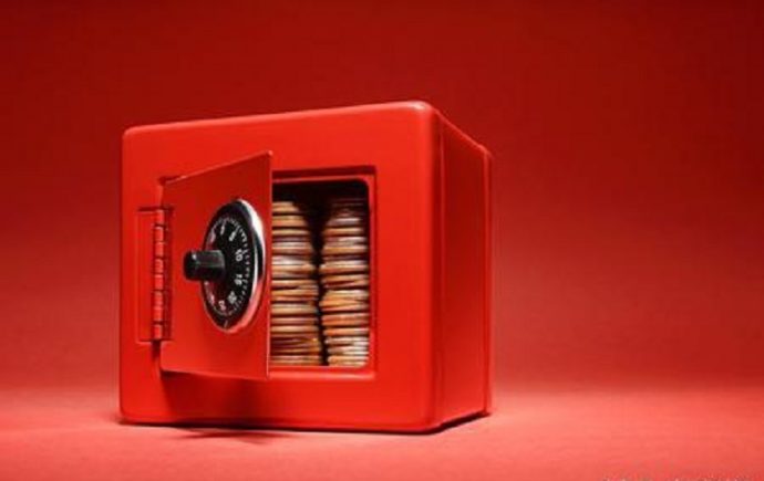 Best Fire Safe For Silver Coins: Keep Thieves Out – Aboblist